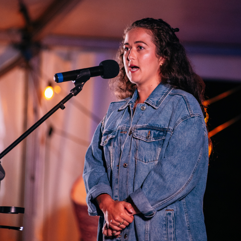 Jessica Brooke: Oiled and Pumped - Barefaced Stories : Barefaced Stories